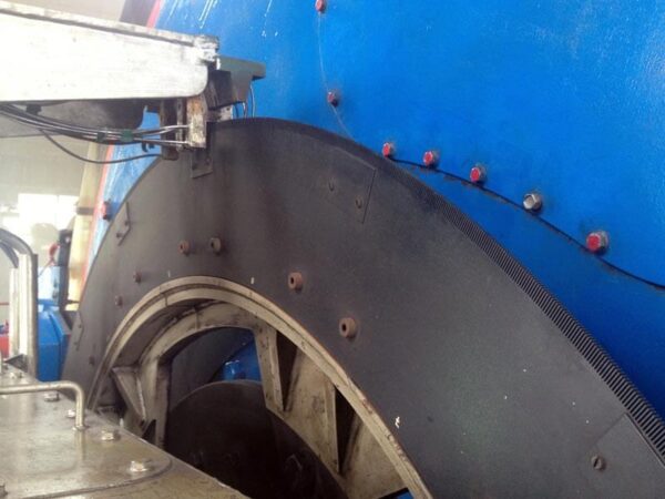 MAG with large split pulse wheel for improved control accuracy ...